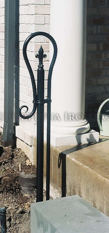 One Post Rail